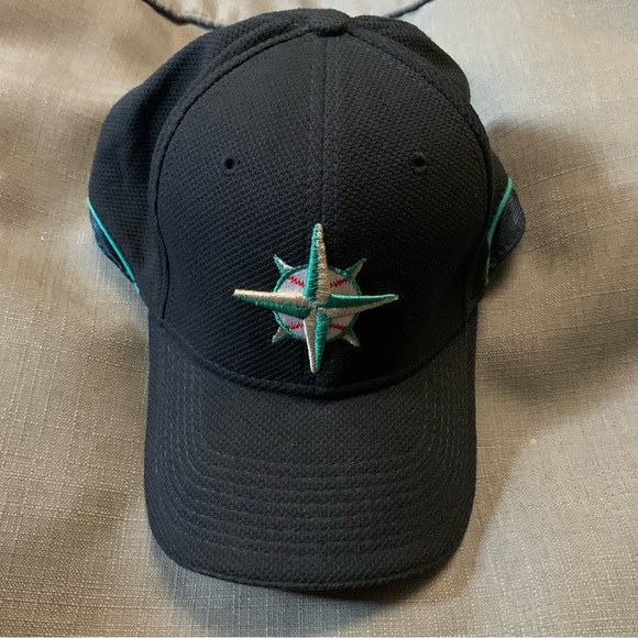 New Era | Accessories | Seattle Mariners Fitted Hat Spring Training ...